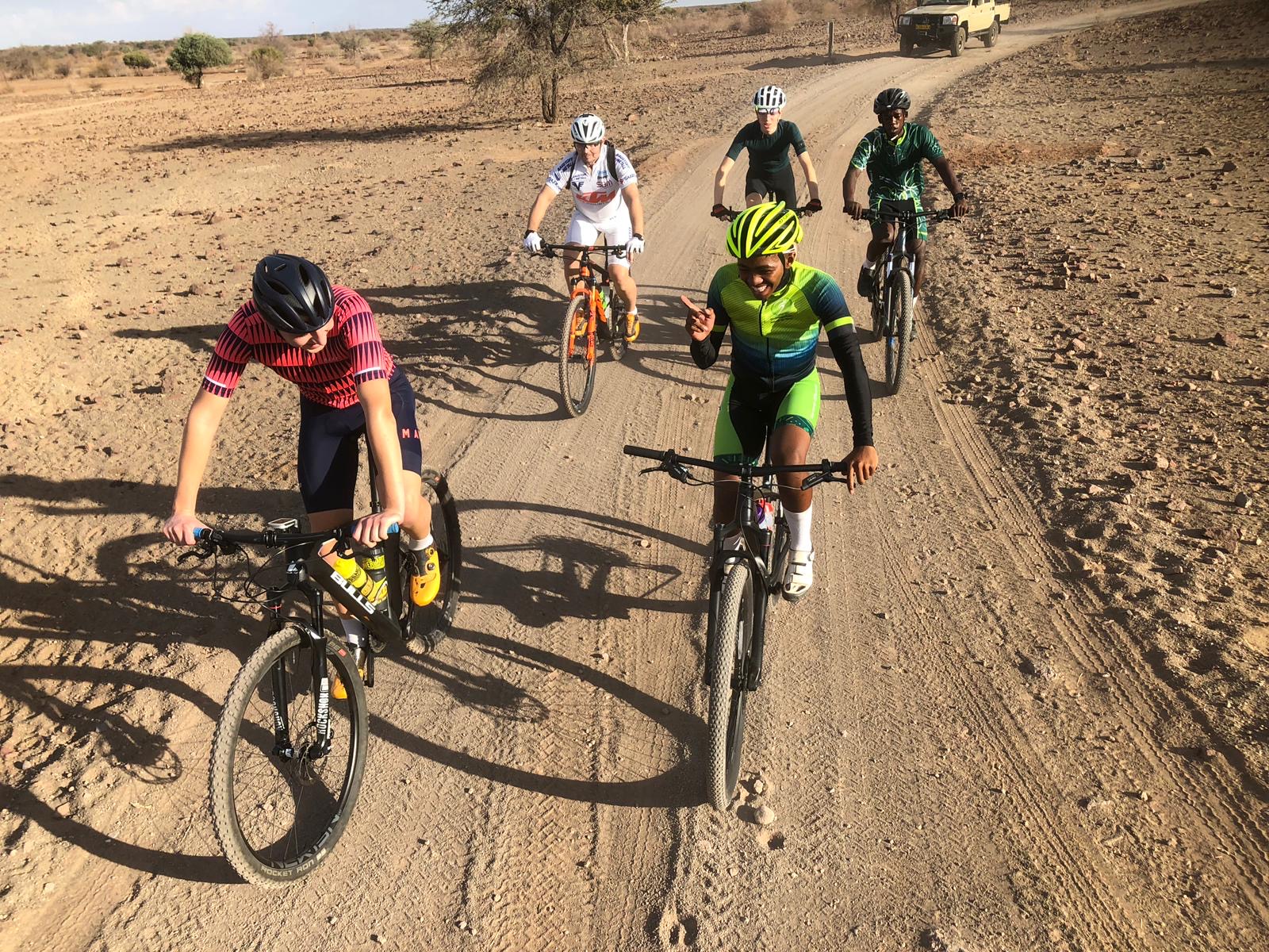 Desert Dash 2019 - wir radeln, ihr spendet! - pro-namibian-children.de